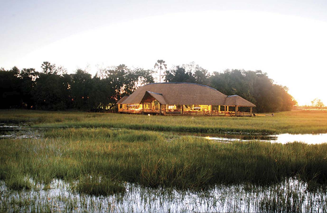 Botswana Explorer | Botswana Safari Tours | Jules Verne